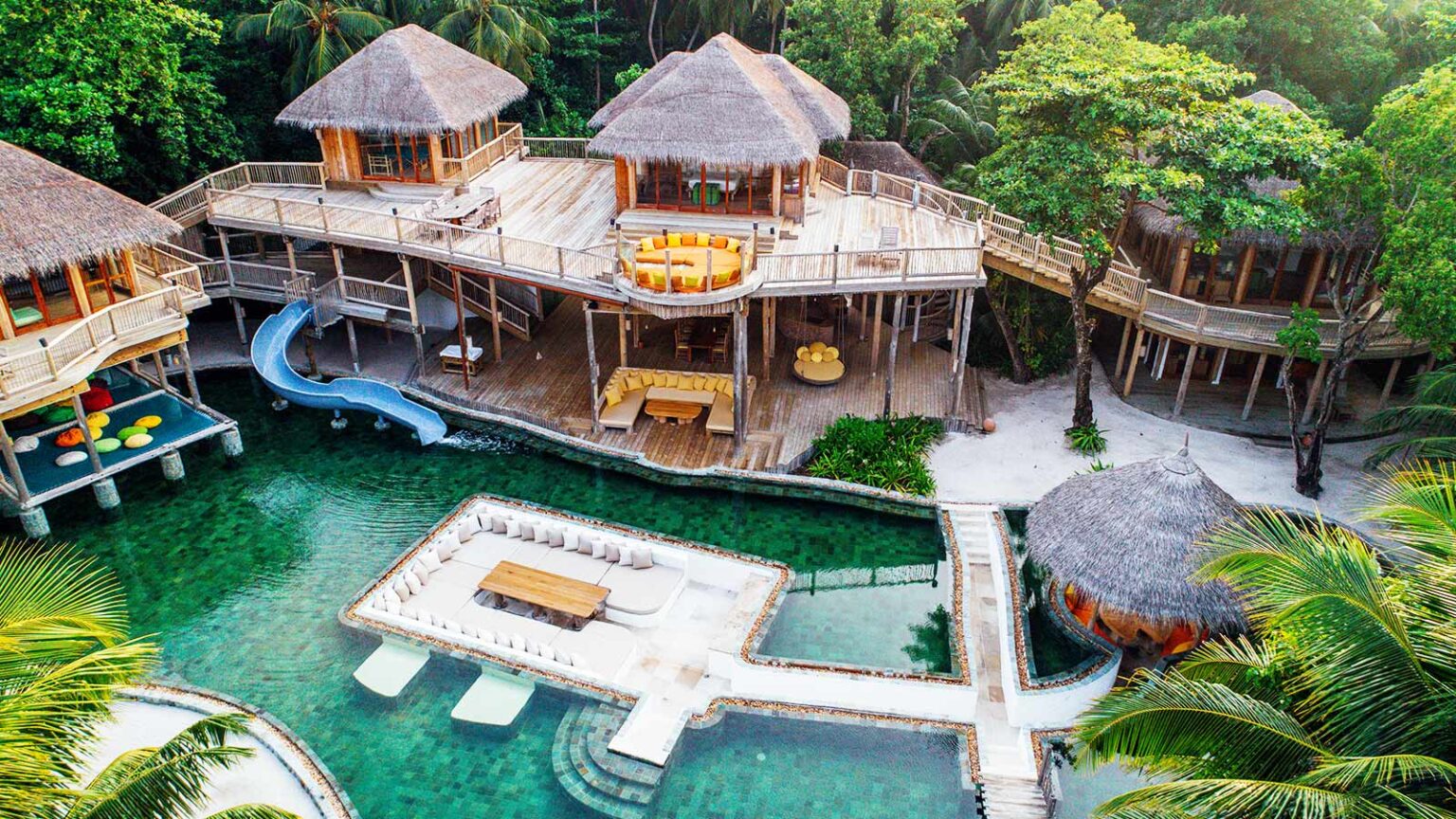 The Best Beachfront Luxury Resorts in the Maldives - ExploreHub