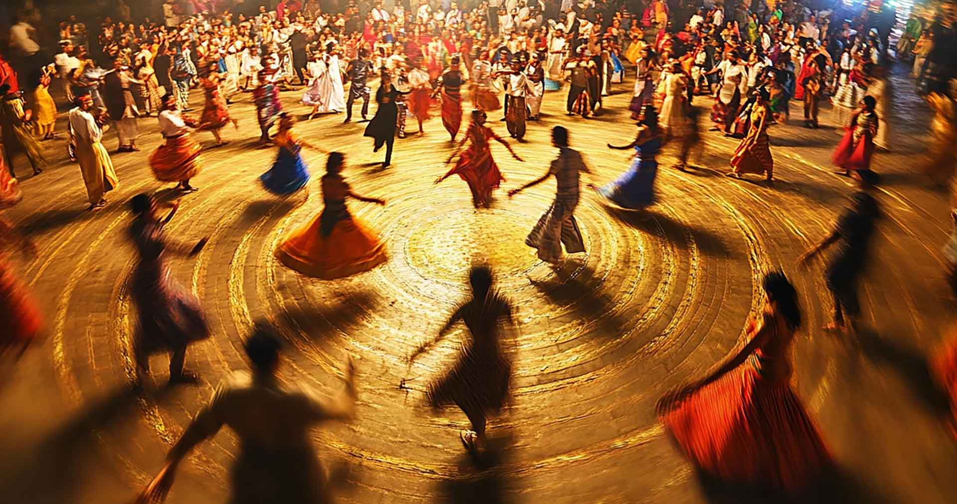 Outline of the Article: Discovering the Vibrant Colors of Festivals in ...
